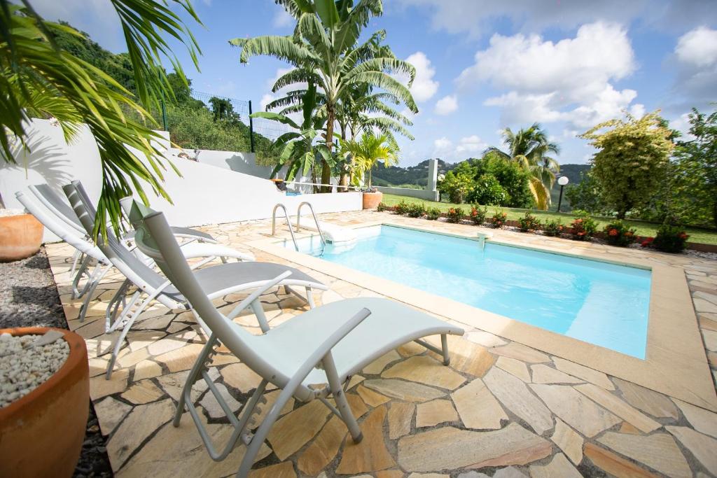 Confortable T3 en RDJ avec sa piscine privée, Le Marin (updated prices ...