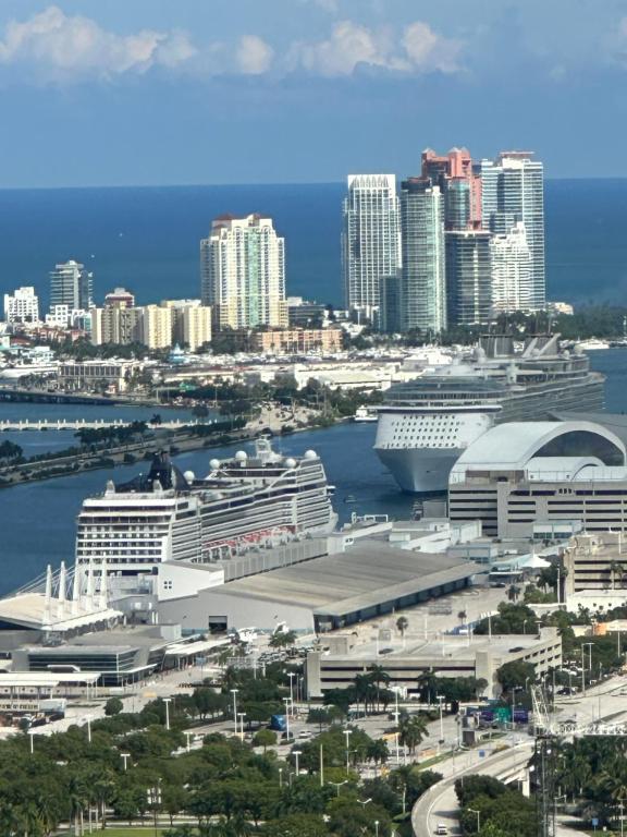 Glamorous Gale Miami Ocean View Balcony Resort & Spa, Miami (updated ...