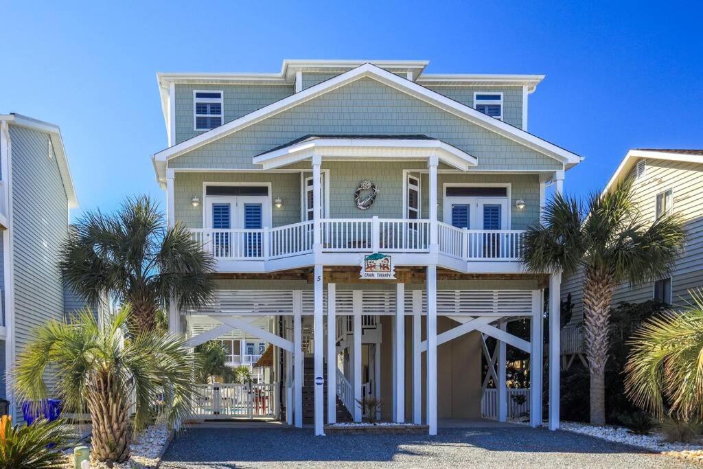 Charming Canal Home with Private Heated Pool and Boat Lift, Ocean Isle Beach (updated prices 2025)