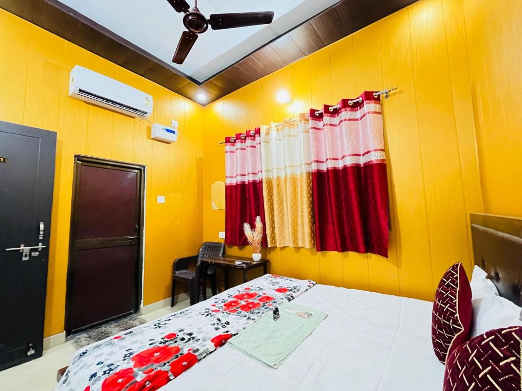 Krishnanand palace homestay 900 mtr ram mandir, Ayodhya (aktualisierte ...