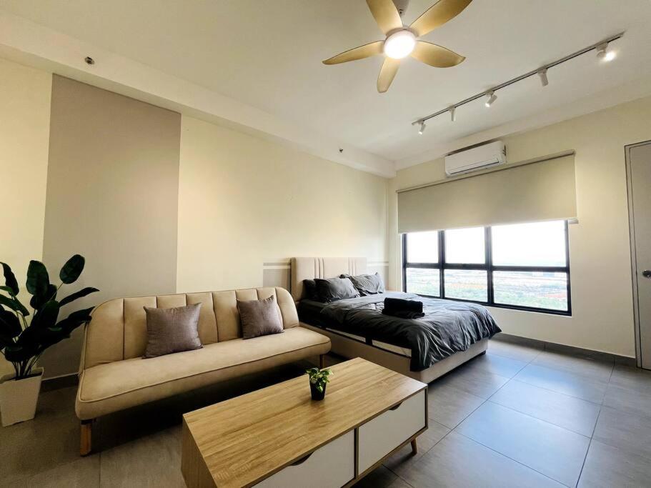 Sunsuria Forum - Naomi Homes, Shah Alam (updated prices 2026)