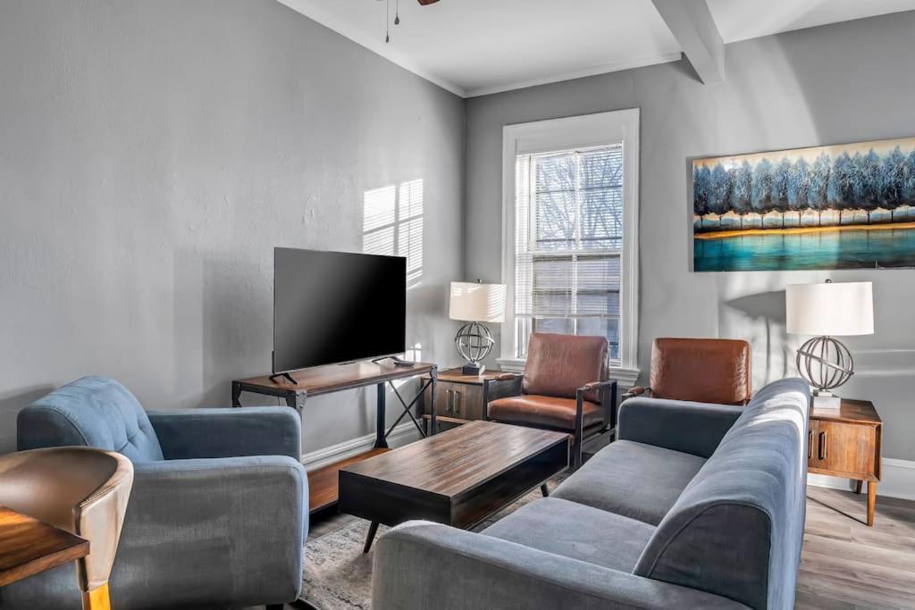 Beautiful Rehabbed Unit in Shaw Community 4228a, Tower Grove (updated ...