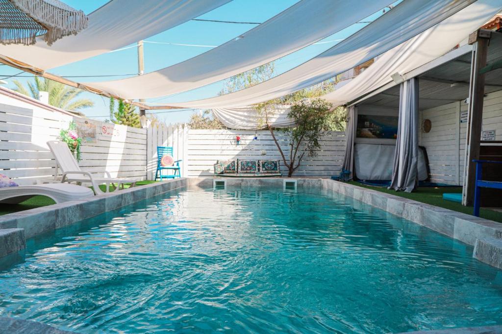 וילה ריש - וילה מושלמת למשפחות עם בריכה, ג'קוזי ונוף, Yarka (updated ...