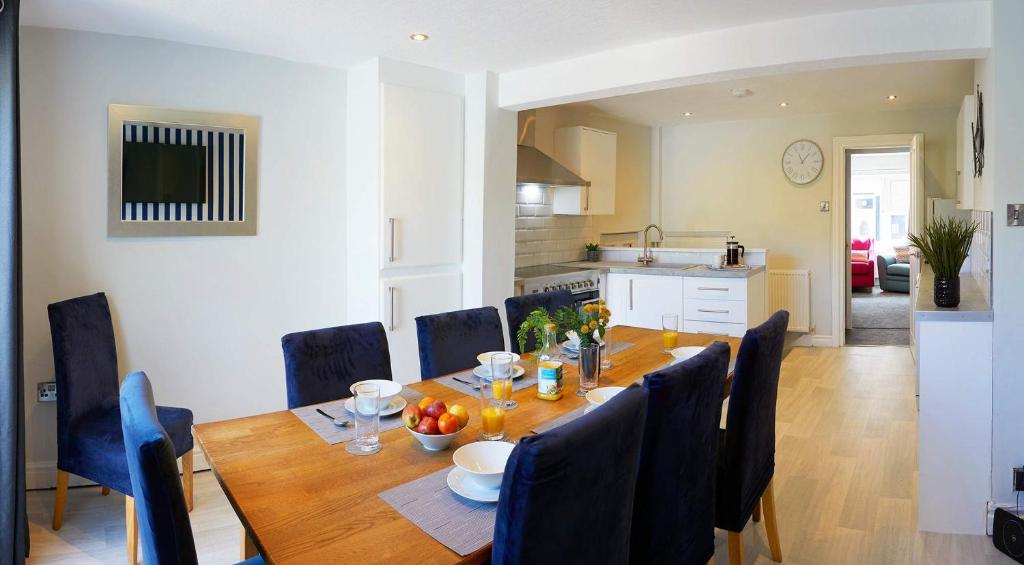 Ellis House - Beautiful house in Old Town Filey, Filey (updated prices ...