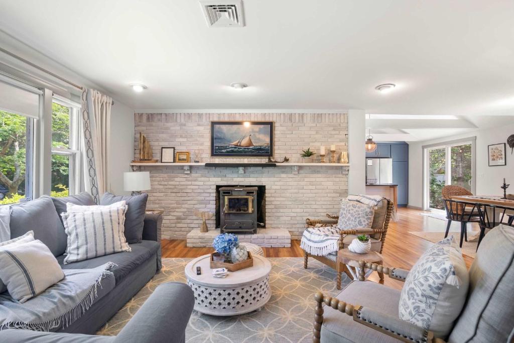 Newly Updated Home Close to Beaches, Eastham (updated prices 2025)