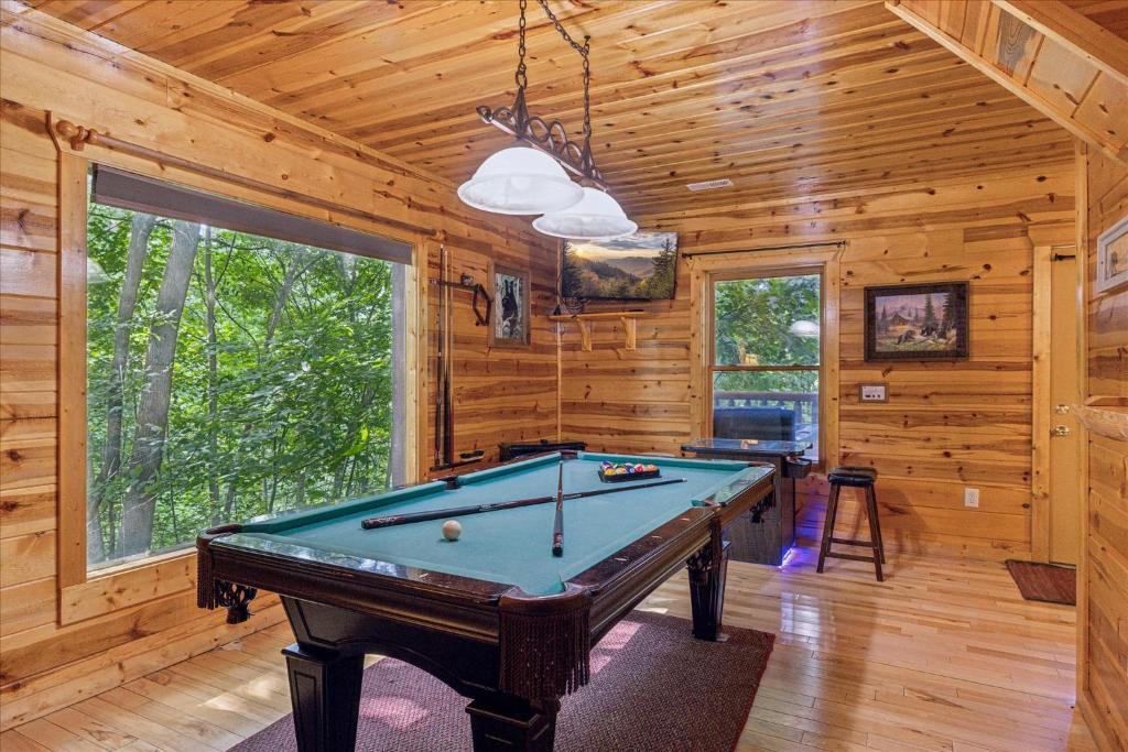 Sleepy Willow Cabin, Sevierville (precios actualizados 2025)