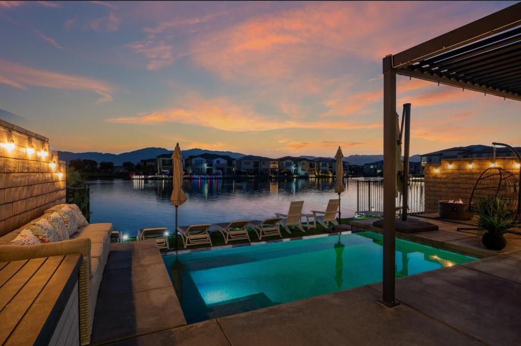 The Lake House - Terra Lago, Indio (updated prices 2026)