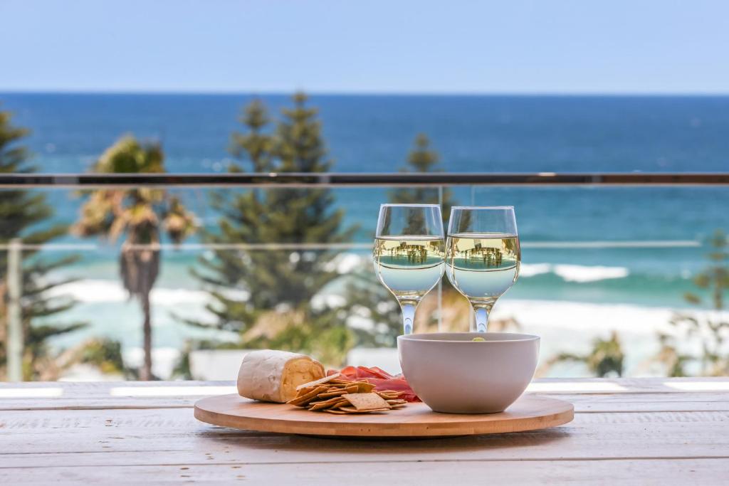 Sweeping Panoramic Views, Curl Curl (updated prices 2025)