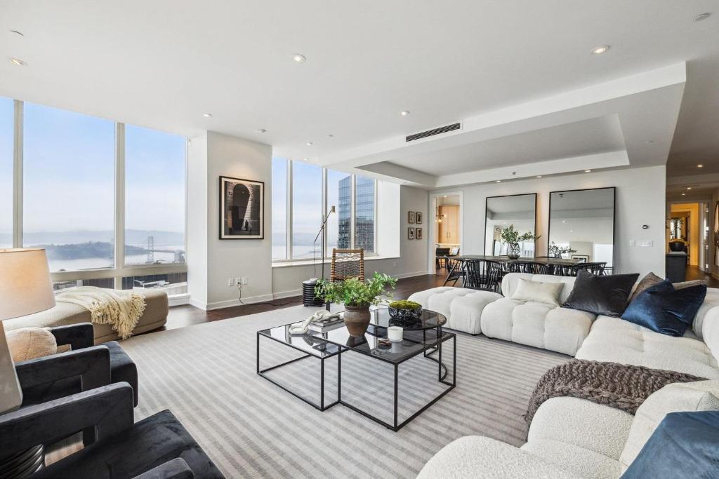 Sophisticated apartment w breathtaking views, San Francisco (updated ...
