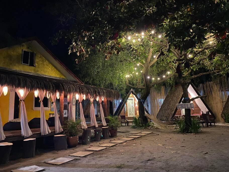 Balai Ohana - Whole -Beachfront Resort, Botolan (updated prices 2025)