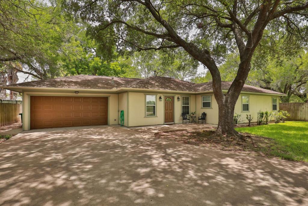11616 Old Main Street Loop Road, Houston (updated prices 2025)
