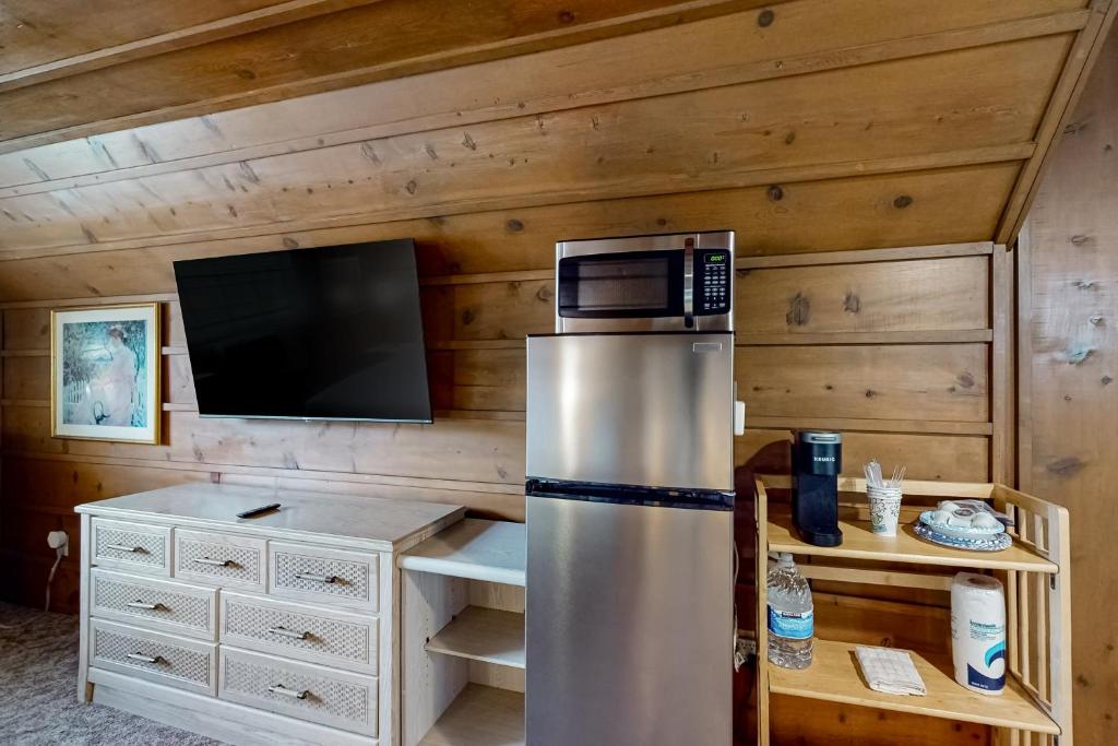 The Manatee Cove - Main Home + Studio, Cocoa (updated prices 2025)