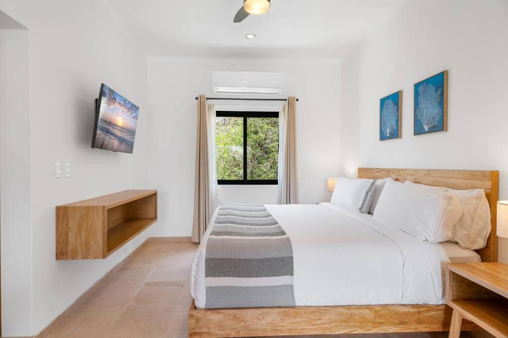 Pineda Suite # 202 with parking and housekeeping, La Paz (updated ...
