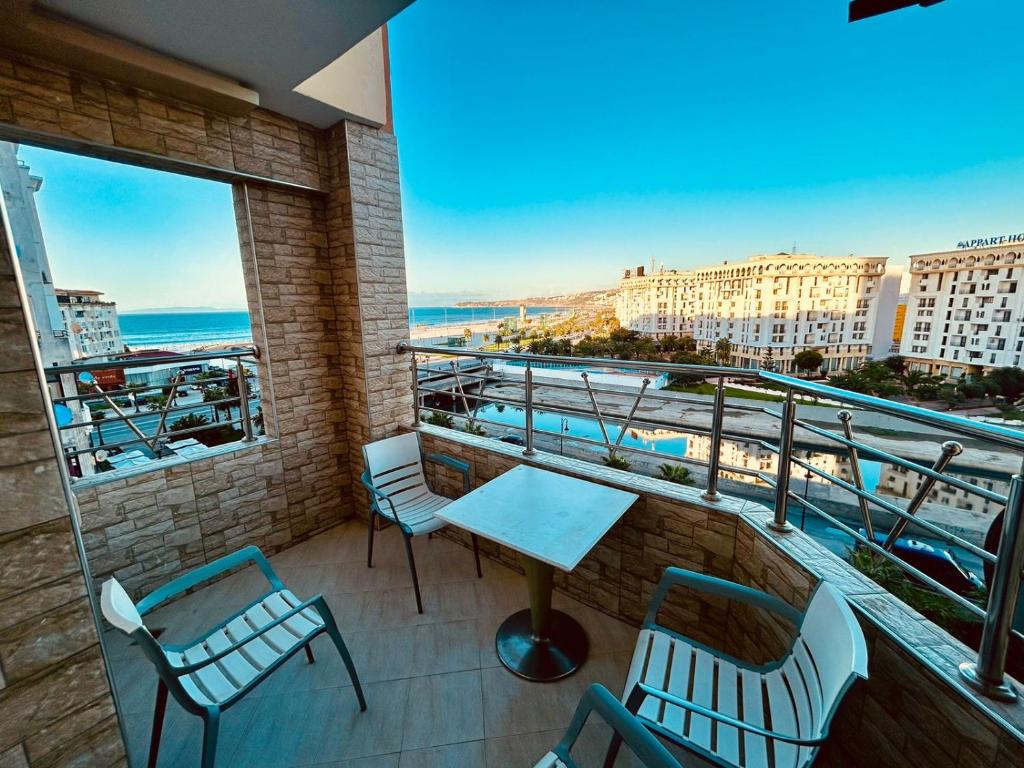 Tangier front beach Apartment, Tangier (updated prices 2025)