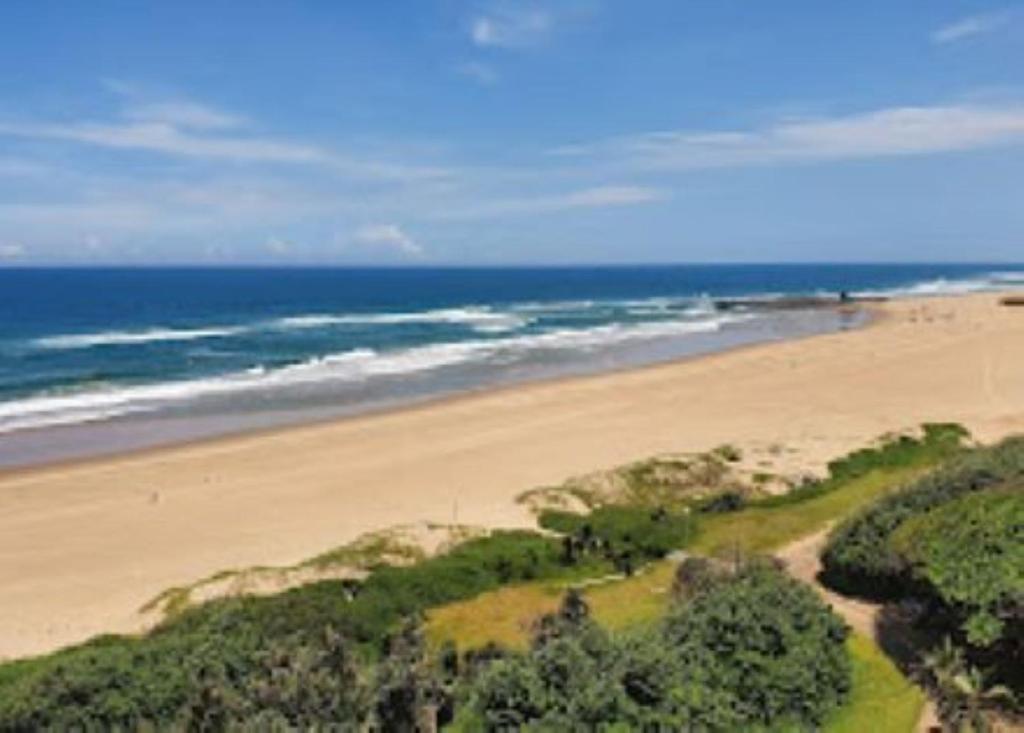 403 Dromedaris On The Beach, Amanzimtoti (updated prices 2025)