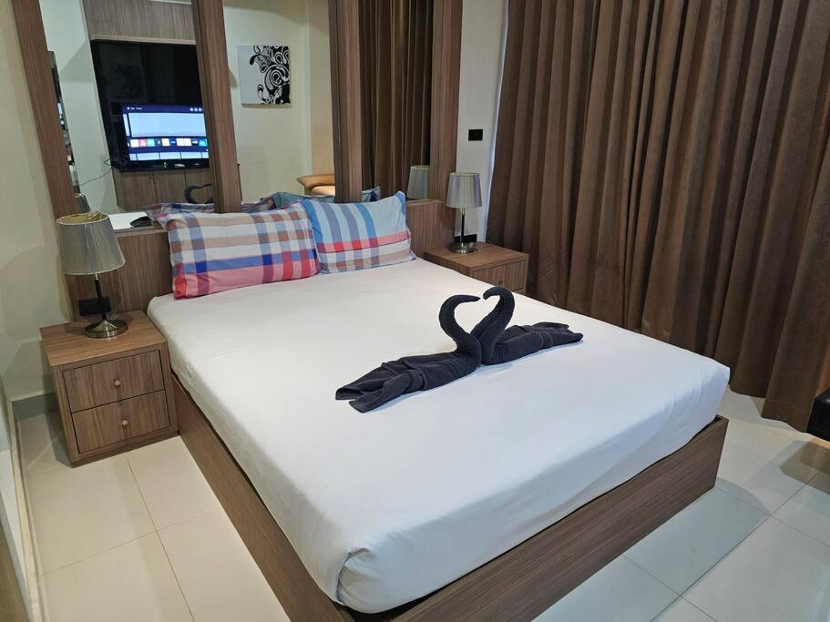 Nam talay studio room city view wifi smart 4k tv, Na Jomtien (updated ...