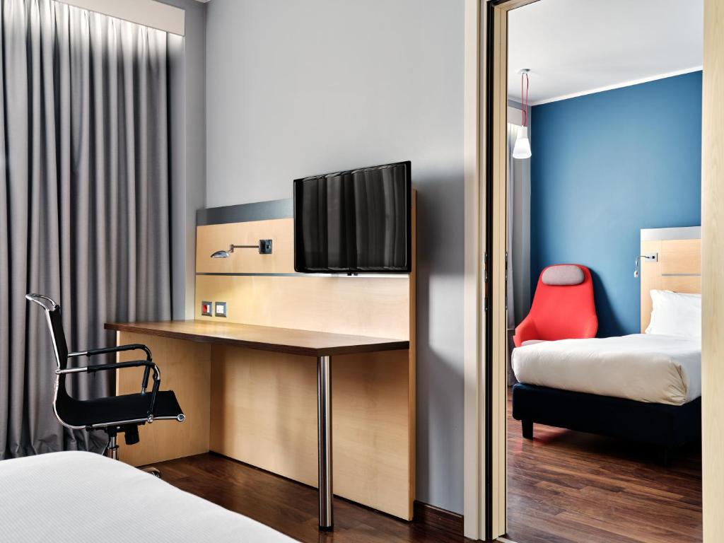 Holiday Inn Express Milan-Malpensa Airport by IHG, Case Nuove (updated ...