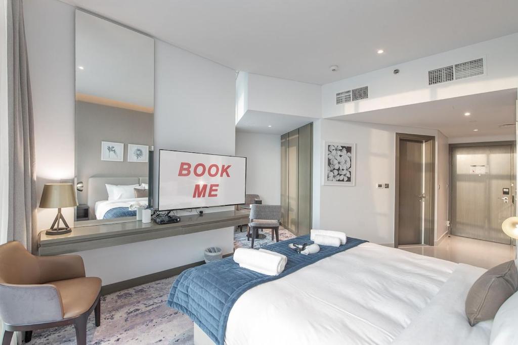 Sleek Studio Apartment Perfect for 2 in Business Bay, Dubái (precios actualizados 2024)