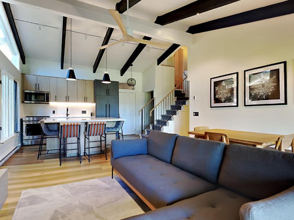 Timberline Condominiums 2 Bedroom plus Loft 3 Bath Premier Unit A3A ...