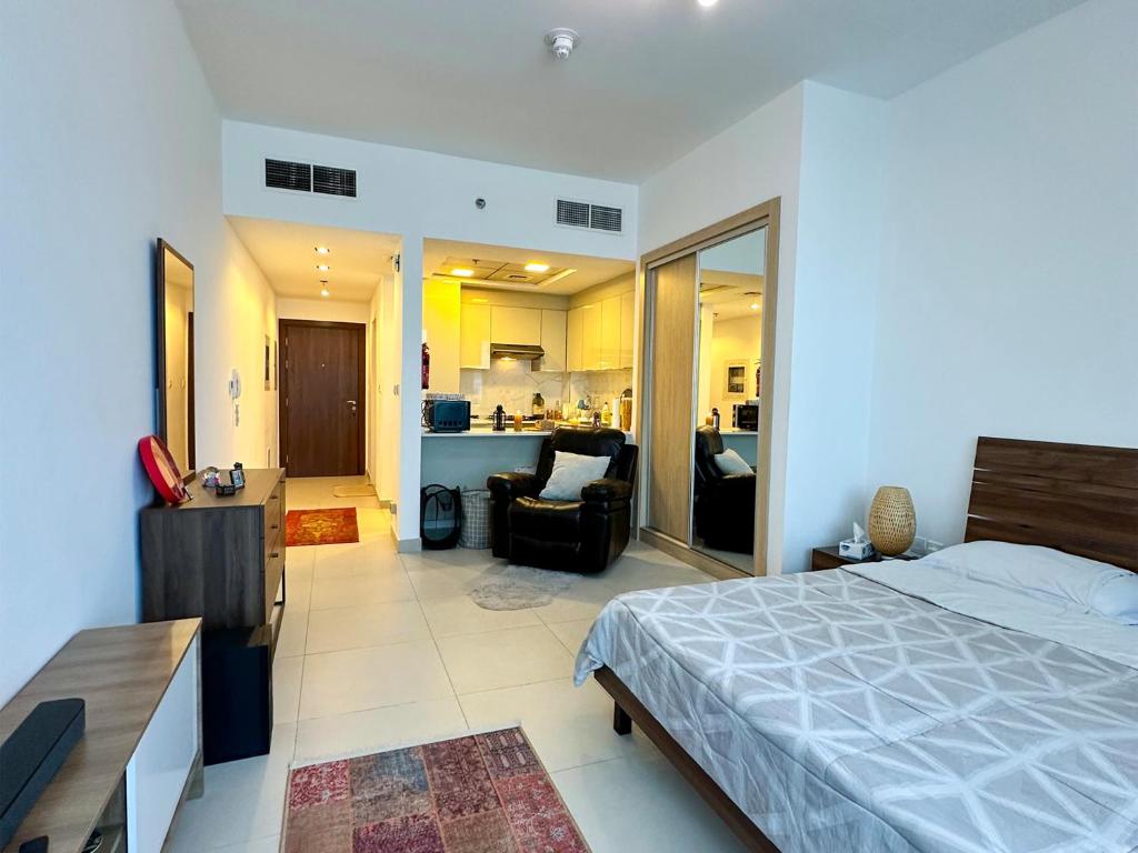 Cozy Studio in JVC, Dubai (updated prices 2026)