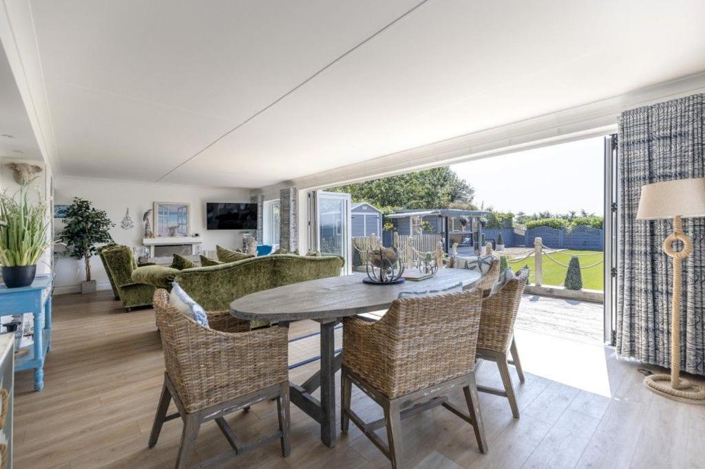 Wood End, Reydon (updated prices 2026)