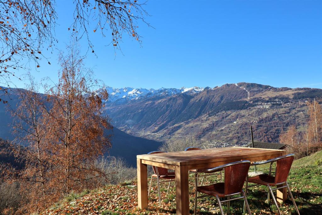 Chalet Les Pyramides, Mase (updated prices 2025)