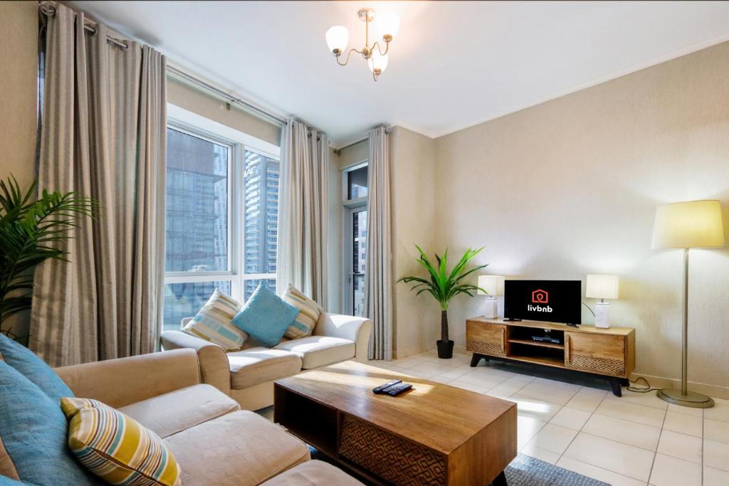 Convenient 1BR, Near Tram Station and Marina Walk, Dubai (updated ...