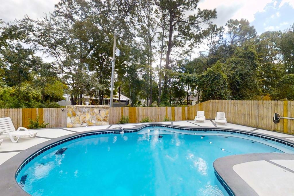 Southern Chalet, Butler Beach (updated prices 2026)