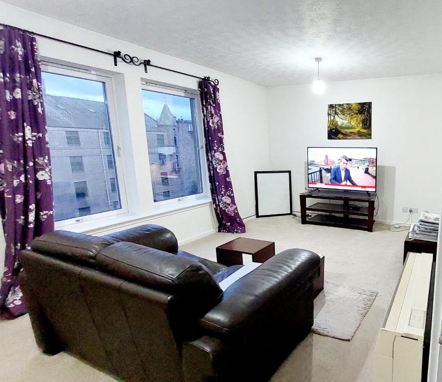 Mearns Gate Neat & Cozy 1 Bedroom Flat - City Centre Aberdeen, Aberdeen ...