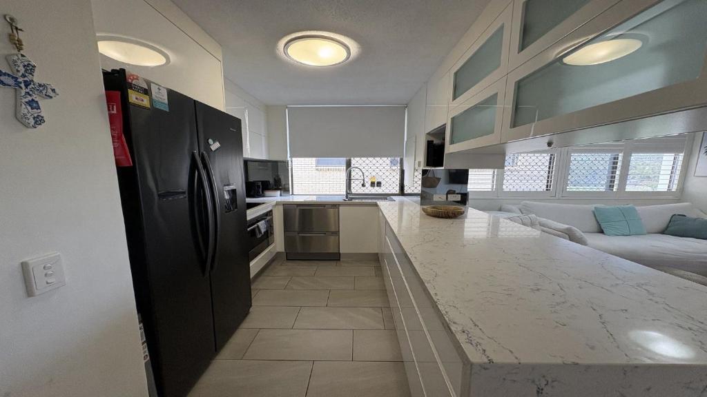 Endeavour Court Unit 2, Golden Beach (updated prices 2025)