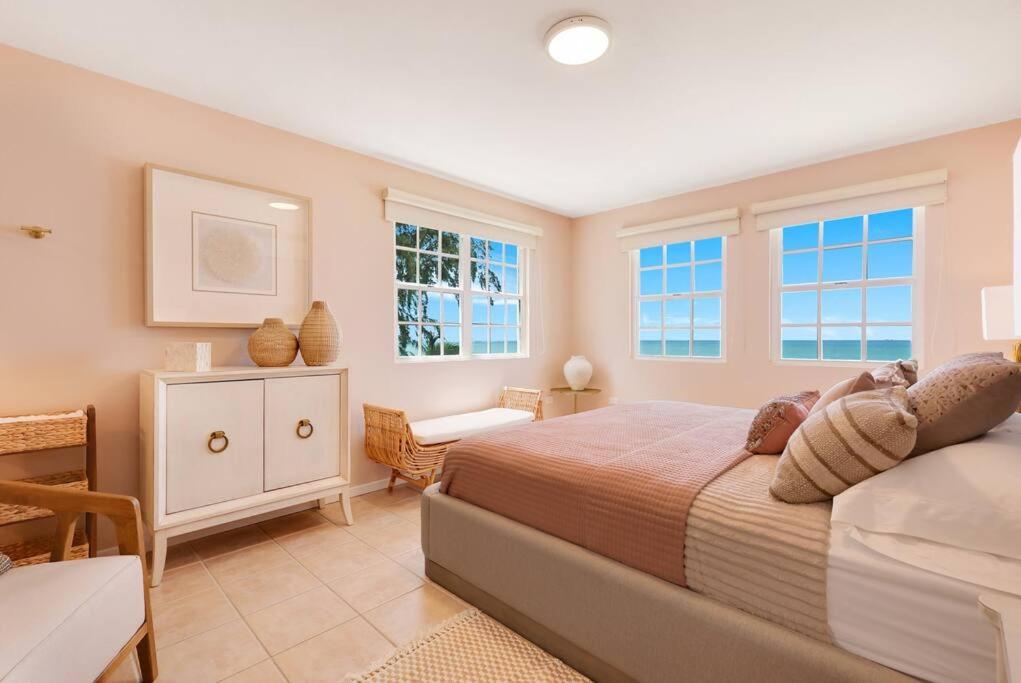 Playa Delirio Luxury Chic Beachfront Penthouse, Rincon (updated prices 2025)