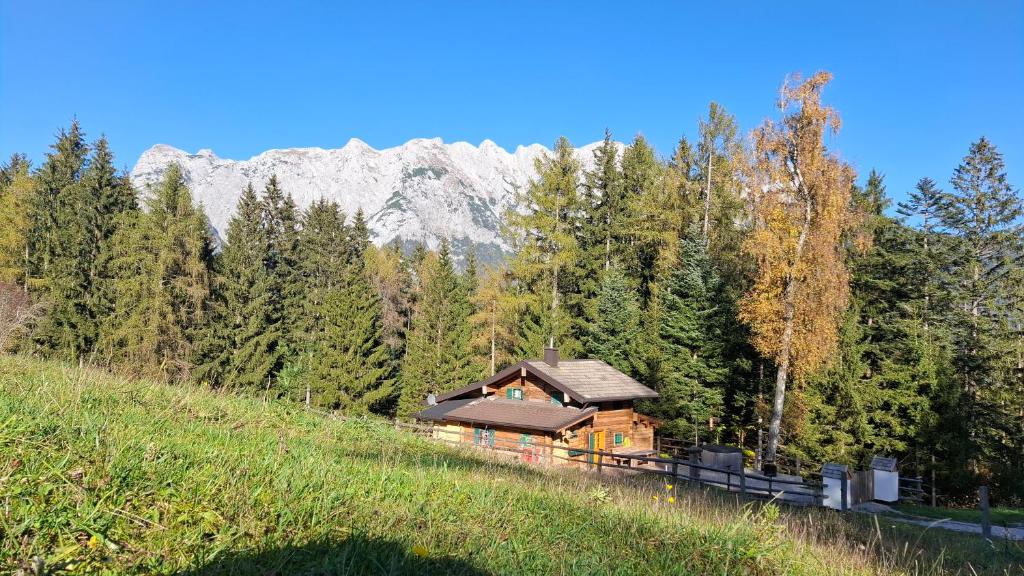 Almfrieden, Werfen (precios actualizados 2025)