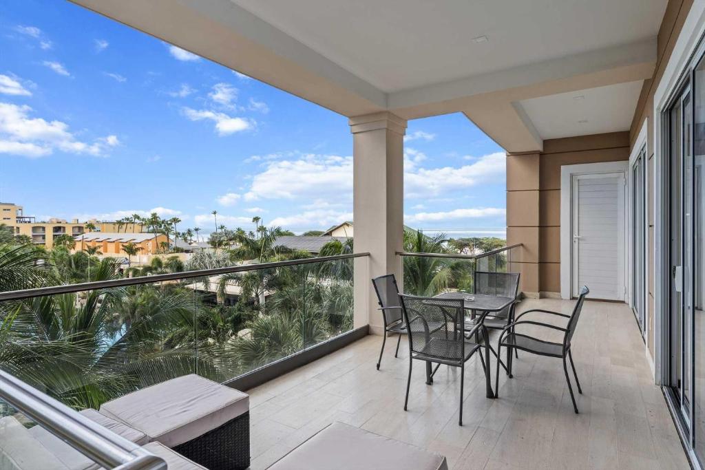 Beach View - Miramar Pleasure 2BR condo - LV308, Palm-Eagle Beach ...