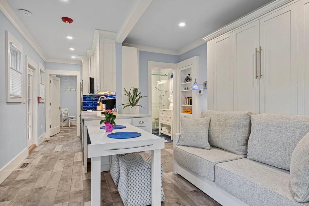 Union Pier Summer House, Union Pier (updated prices 2025)