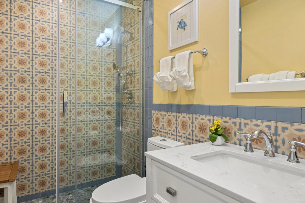 Union Pier Summer House - Casablanca Suite #4, Union Pier (updated ...