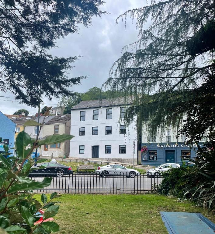 Belmont House, The Mumbles (updated prices 2026)