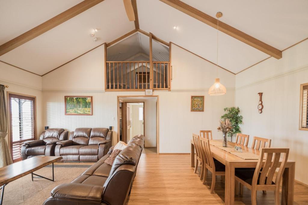 Lake Oberon Estate, Oberon (updated prices 2026)