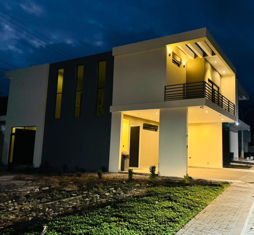 Mavara, Esquipulas (updated prices 2025)