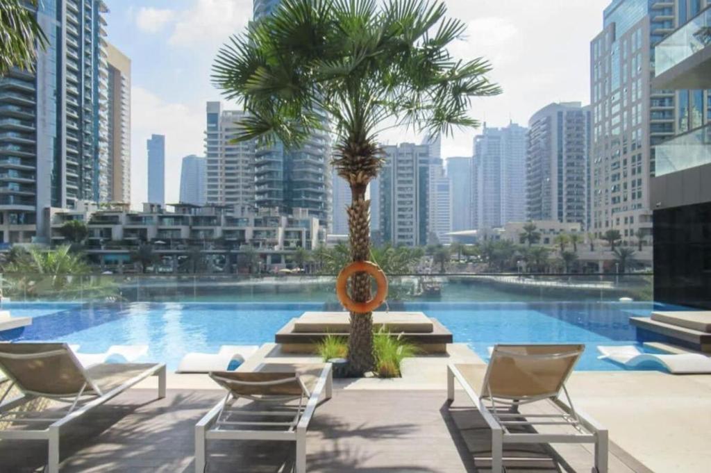 Stunning Marina Waterfront 2 Bed Escape, Dubai (updated prices 2026)