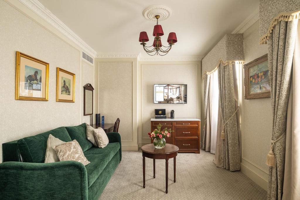 The Leonard Hotel, London (updated prices 2025)