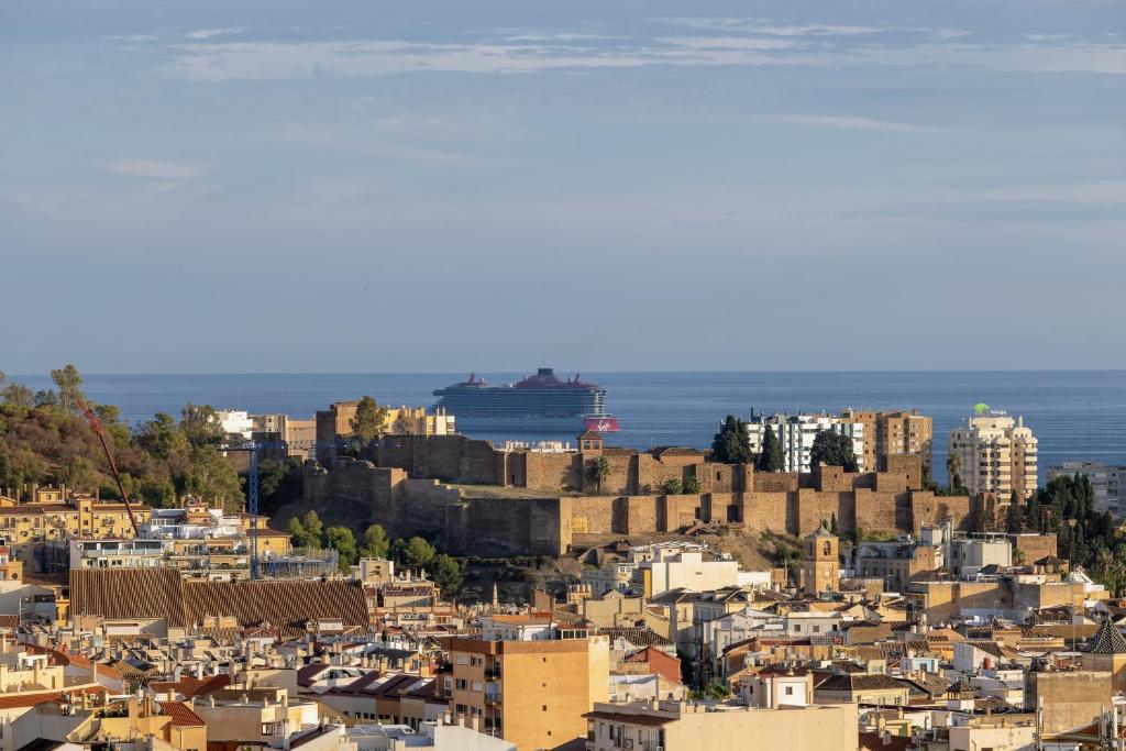 Malaga Skyline, Malaga (aktualne ceny na rok 2024)