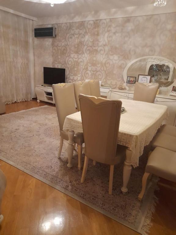 Elegant & Eco-Friendly Luxury Stay, Baku (updated prices 2025)