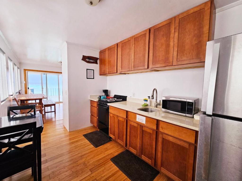 Ajeltake Beach House, Majuro (updated prices 2025)