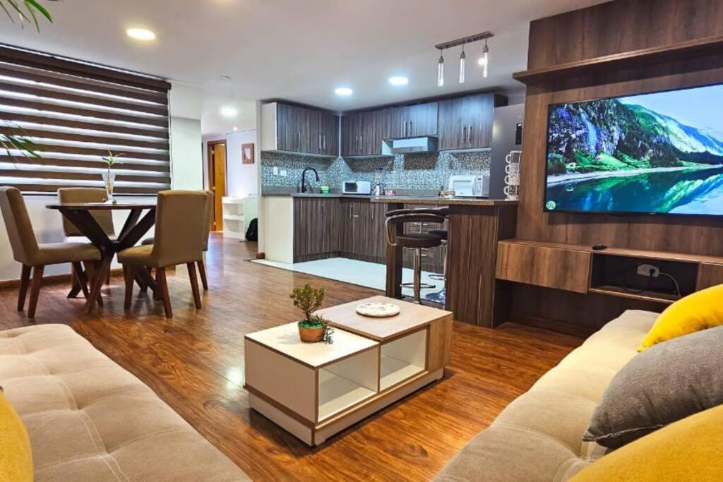 Splendid Apartment city center with garage, Cuenca (updated prices 2024)