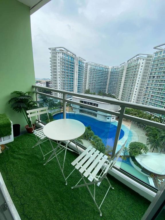 AZURE Staycations by M&M's, Manila (updated prices 2025)