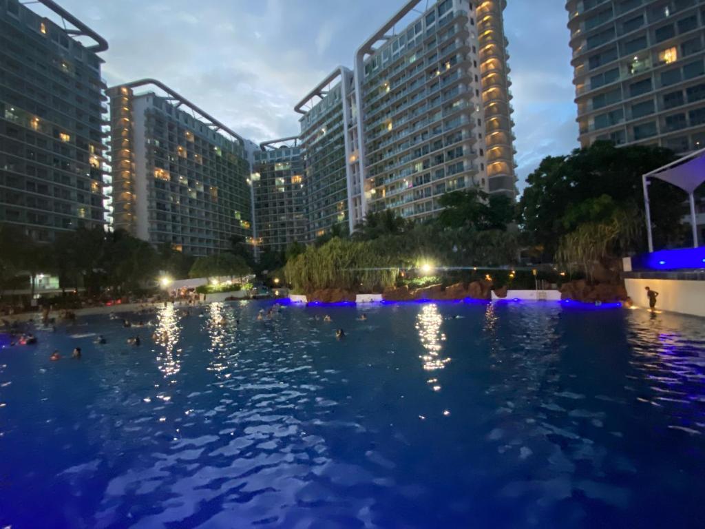 AZURE Staycations by M&M's, Manila (updated prices 2025)
