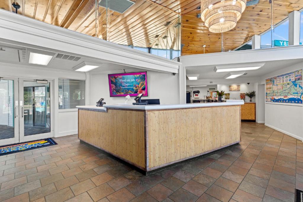 Sandpiper Beacon Beach Resort, Panama City Beach (updated prices 2025)