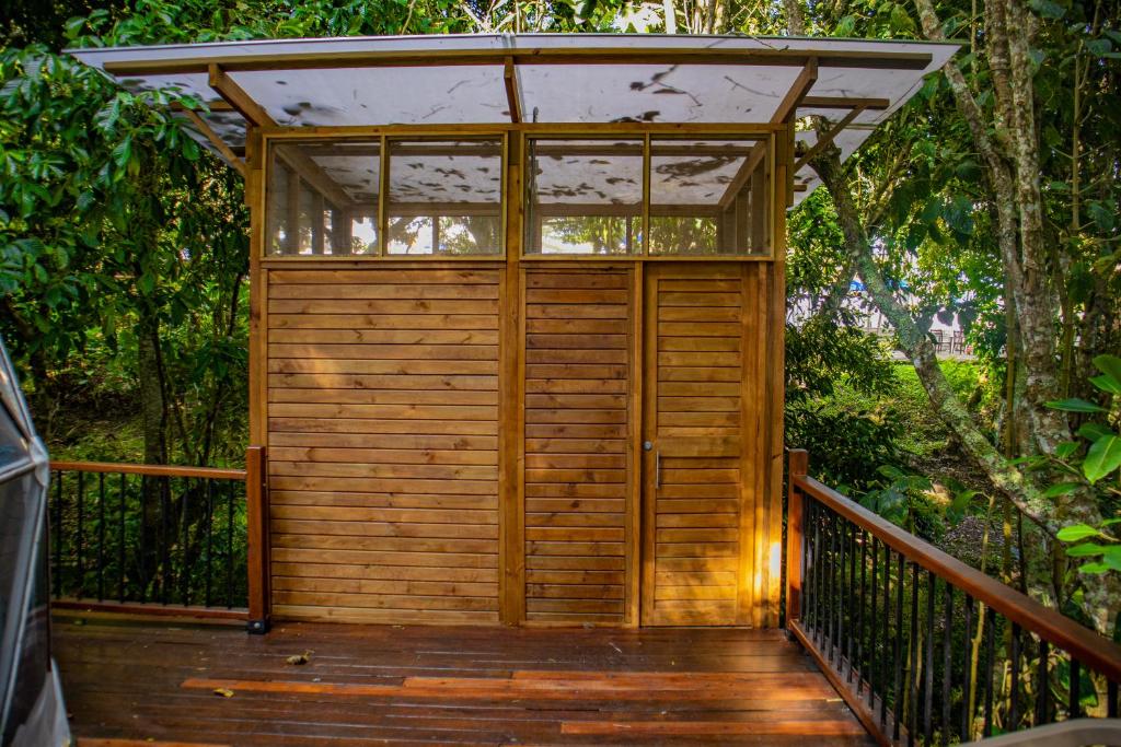 Glamping - Centro Vacacional Comfandi Lago Calima, Calima (precios ...