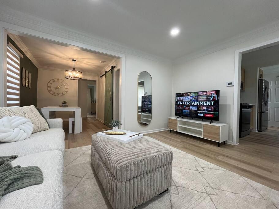 Fully Furnished Upscale Family Home 5B 3Ba, Royal Oak (aktualisierte ...