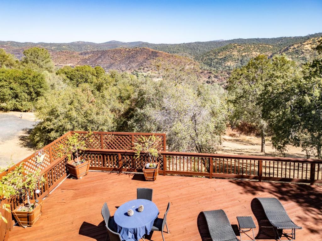Yosemite Mountain Top - Treetop Villa, Mariposa (updated prices 2024)